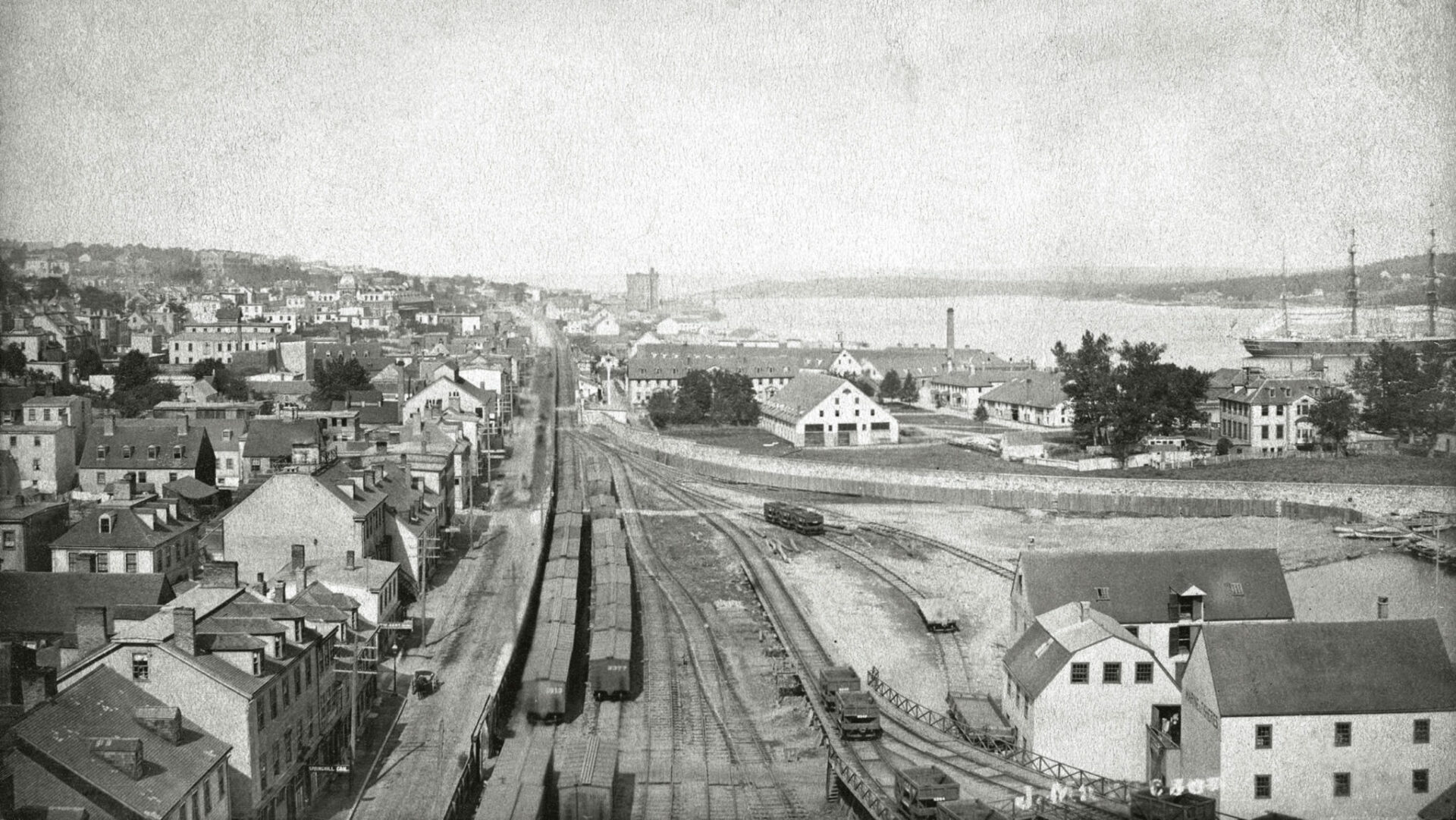 Halifax-vers-1900,_Nova_Scotia,_looking_north_from_a_grain_elevator ... Halifax-vers-1900,_Nova_Scotia,_looking_north_from_a_grain_elevator ...